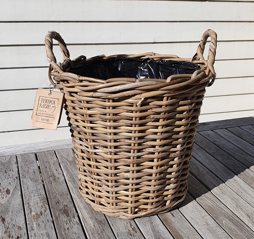 Rattan Pflanzkorb von Terima Kasih Ø 35, H 30 cm im Stadtpflanze-Shop ...